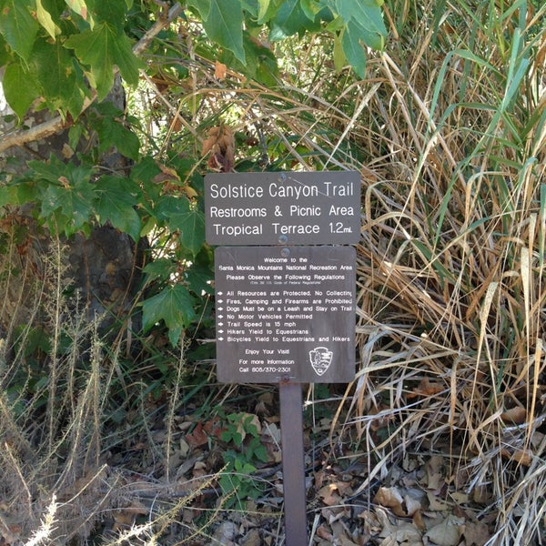 Solstice Canyon - Trail in Malibu