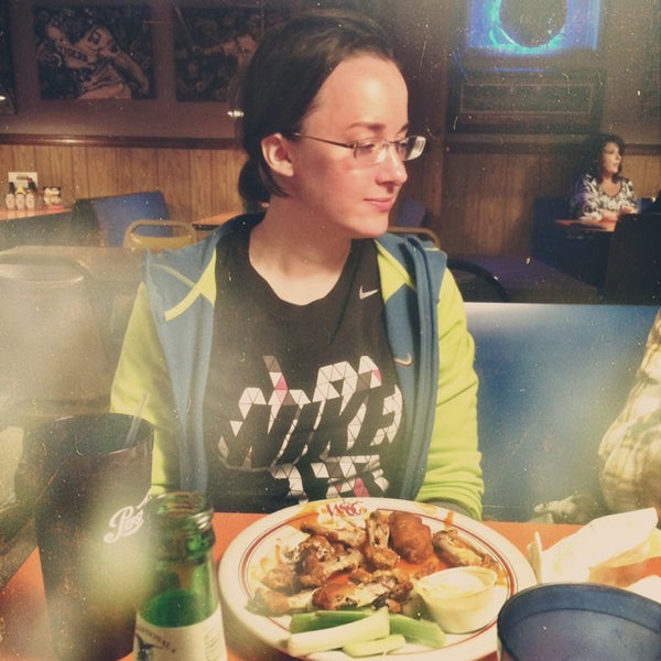 Wayside Inn Bar & Grille - Sports Bar in Shamokin