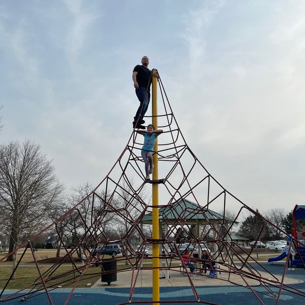 Engstrom Park - Park