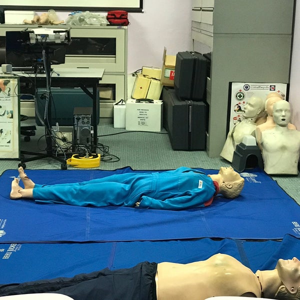 ห้องหุ่น CPR Room @โรงเรียนเตรียมนางฟ้าวิทยา - College Classroom in ดอน ...