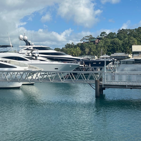 Hamilton Island Marina - Front St