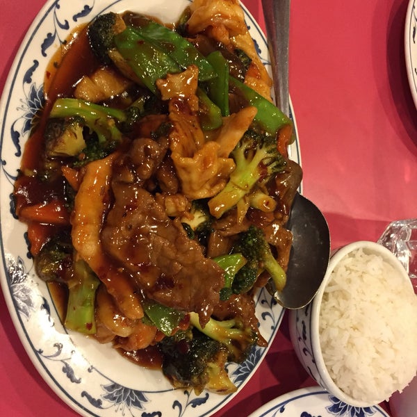 Eat First Restaurant (Now Closed) - Chinatown - 15 tips from 712 visitors