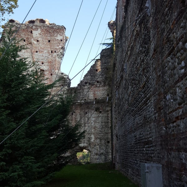 Photos at Castello Visconteo di Trezzo sull'Adda - Castle in Trezzo ...