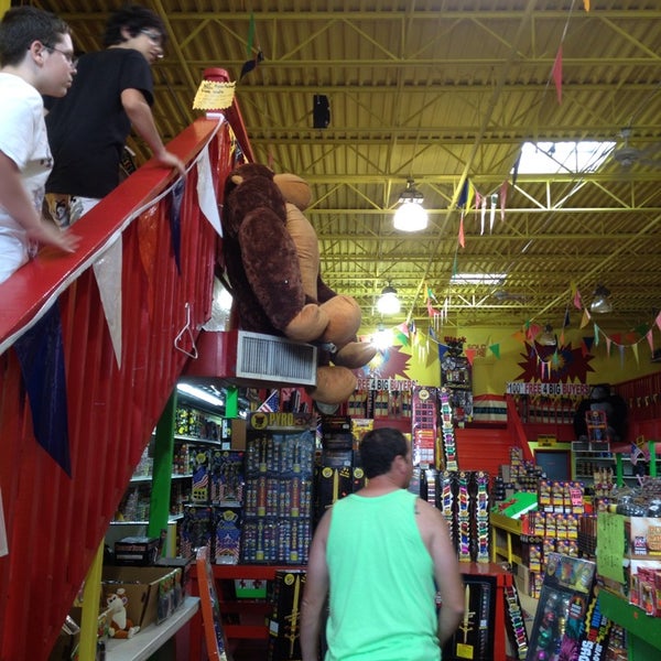 Gorilla Fireworks U.S.A. - Sevierville, TN