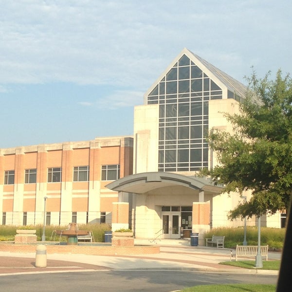 ODU Virginia Beach Center - 5 tips from 333 visitors