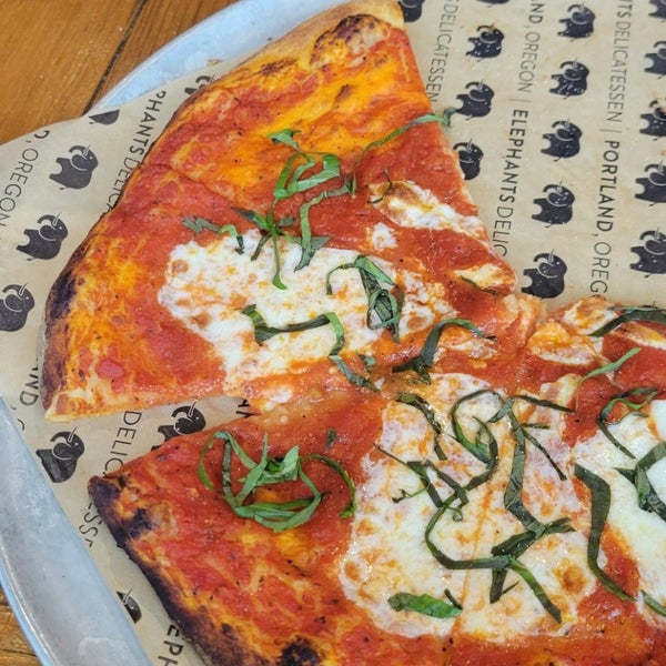 Photos at Elephants Delicatessen - 81 tips from 2777 visitors