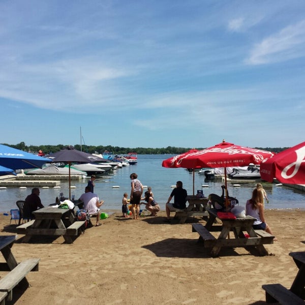 Photos at Lindy's Landing - 30 tips from 1295 visitors