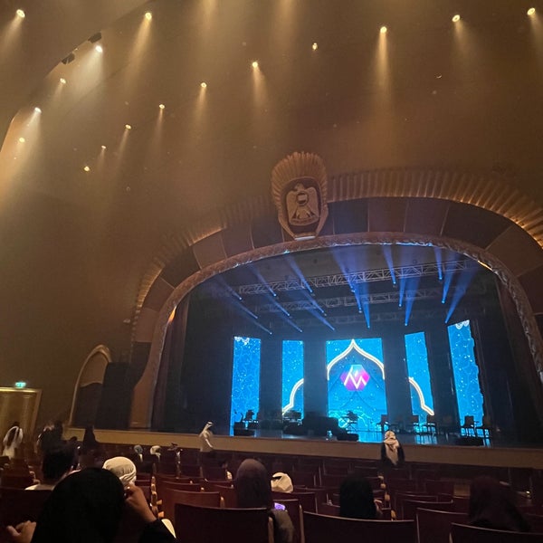 Emirates Palace Auditorium - 2 tips