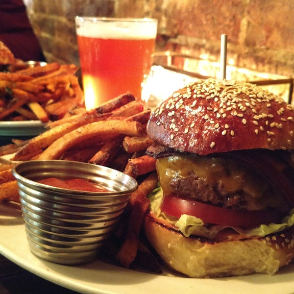 Three Flags Tavern (Now Closed) - Southwest Garden - 4940 Southwest Ave