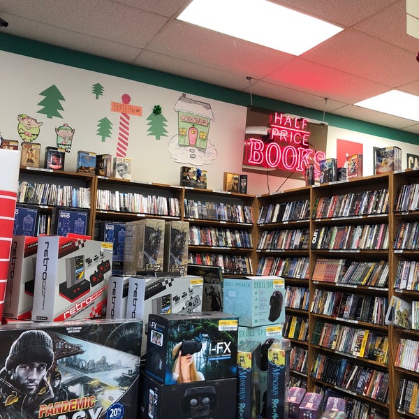 Half Price Books - 6 tips from 526 visitors
