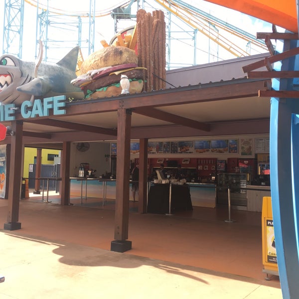 Bite Me Cafe - 1 Dreamworld Pkwy