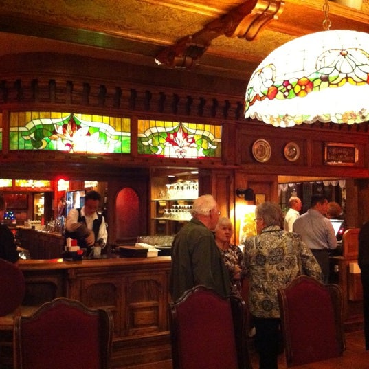 Billy Reed's Restaurant Bakery & Bar - 31 tips from 1121 visitors