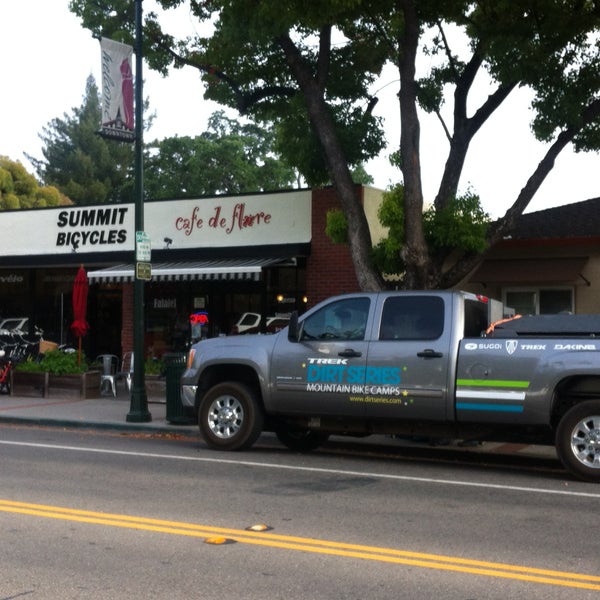 Summit Bicycles - Bicycle Store in East Los Gatos