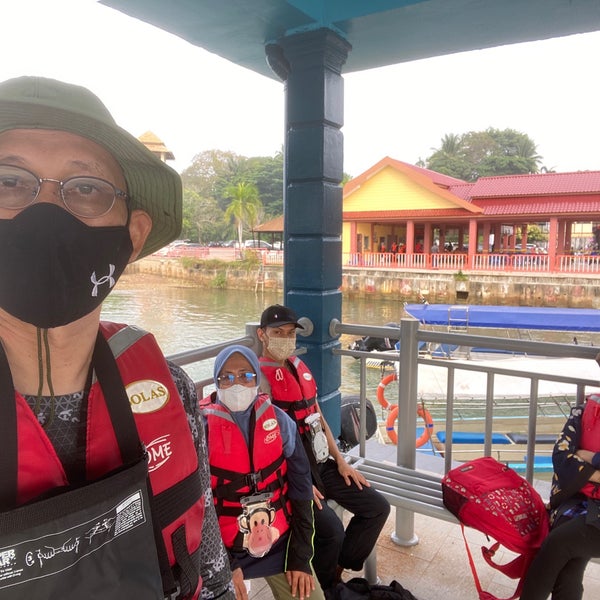 Jeti Pulau Kapas - Boat or Ferry