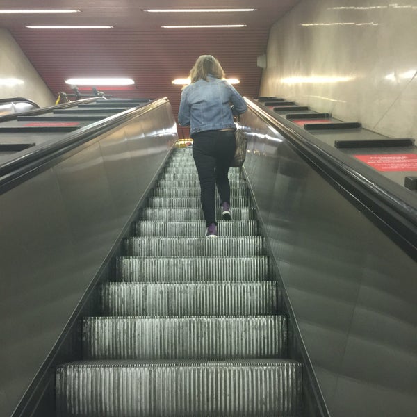 Metro Crocetta (M3) - Metro Station in Zona 5