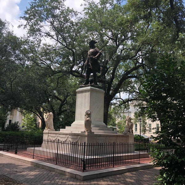 Photos at Forrest Gump's Bench (former location) - Historic District ...