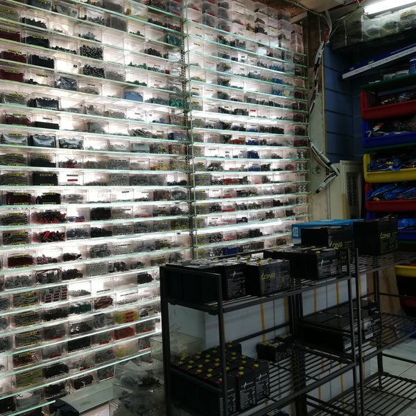 Electronics Market, Deerah - Electronics Store