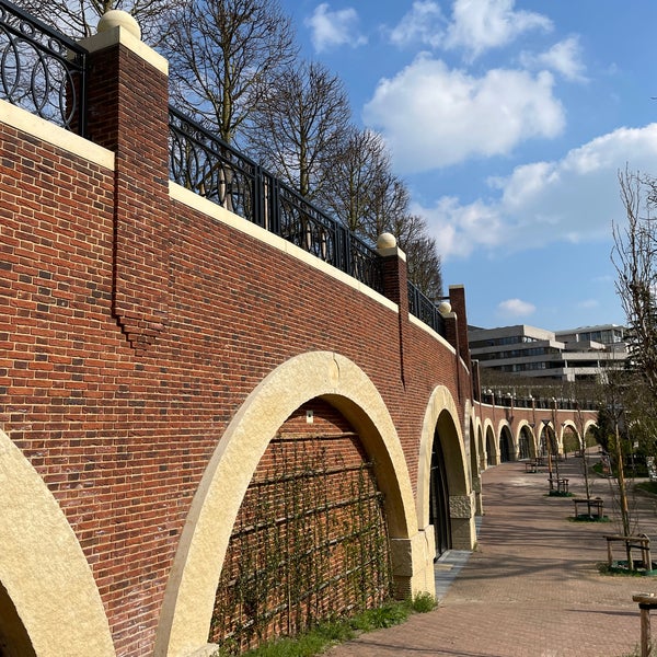 Stadstuin - Plantsoen van Boedapest - Garden in West
