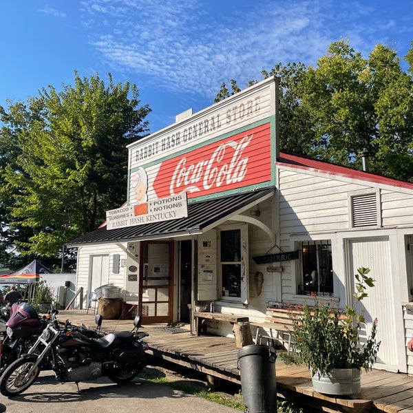 Rabbit Hash General Store - 4 tips from 412 visitors