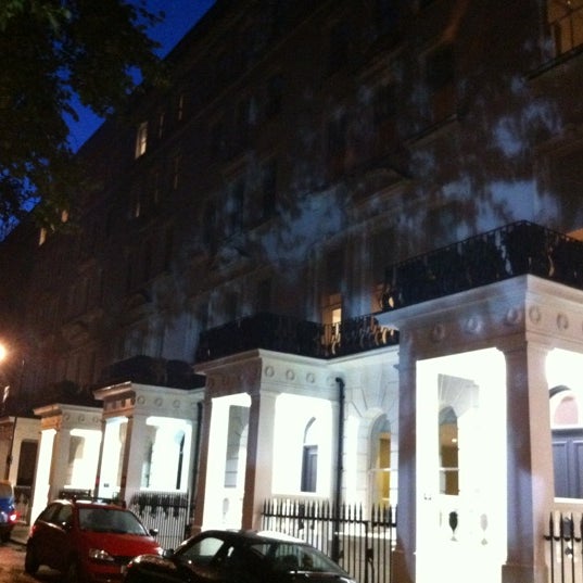 Hempel Hotel - 9 tips from 275 visitors