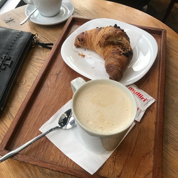 Mulliri Vjeter - Café in Tiran