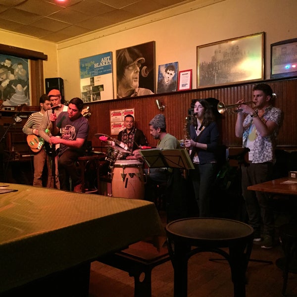 Café RoodWit - Pub in Berchem