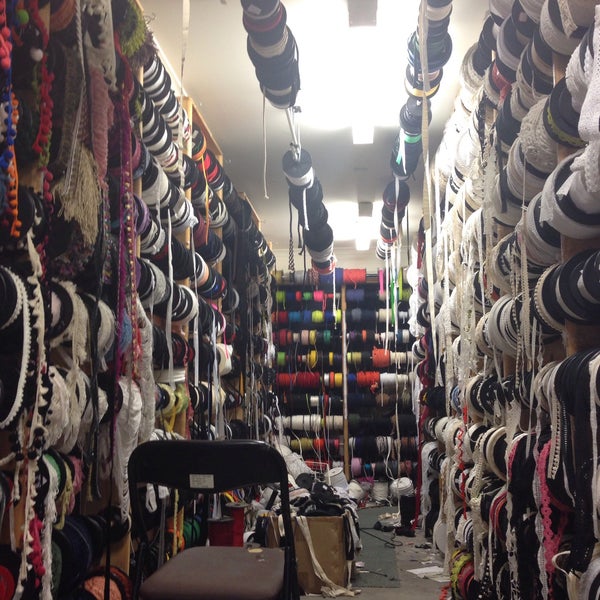 Jimmy Buttons - Arts and Crafts Store