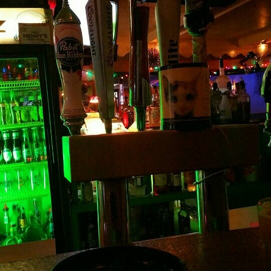 Sliderzs Bar - Karaoke Bar