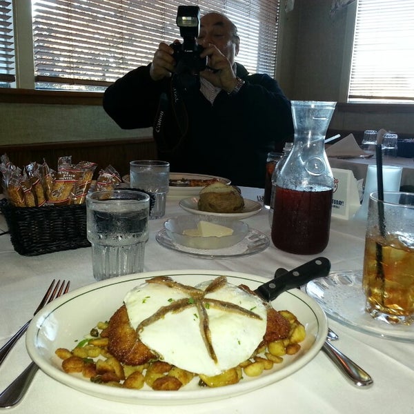 Ray Radigan's (Now Closed) - American Restaurant