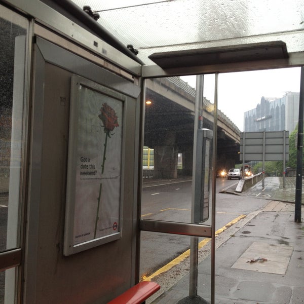 Chiswick Roundabout/Gunnersbury Bus Stop R - 11 visitors