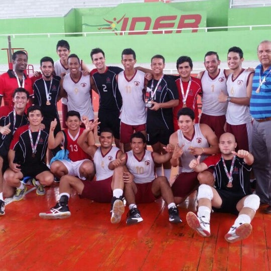Coliseo de Voleibol Norton Madrid - Cartagena de Indias, Bolívar