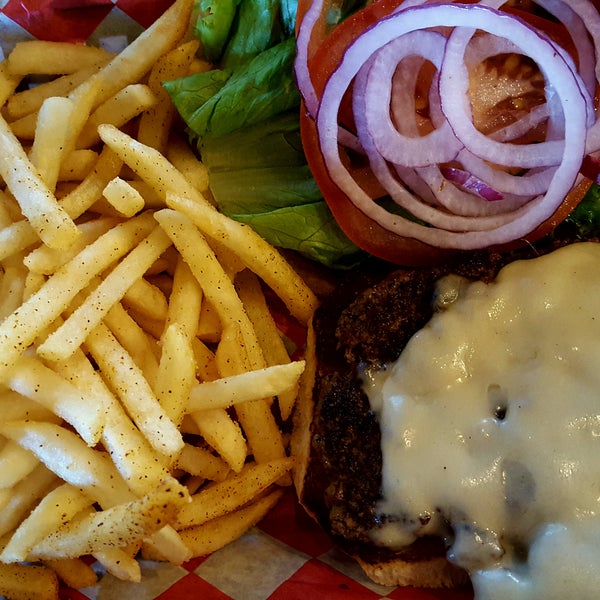 HedgeHog Grill - Waller, TX