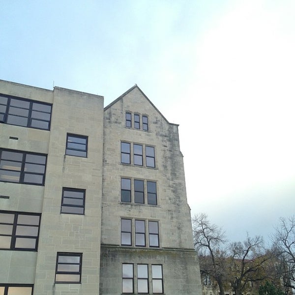 Snow Hall - 1460 Jayhawk Blvd
