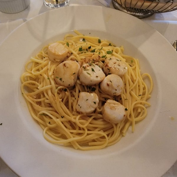 LoMonaco's Ristorante - Italian Restaurant in Branford