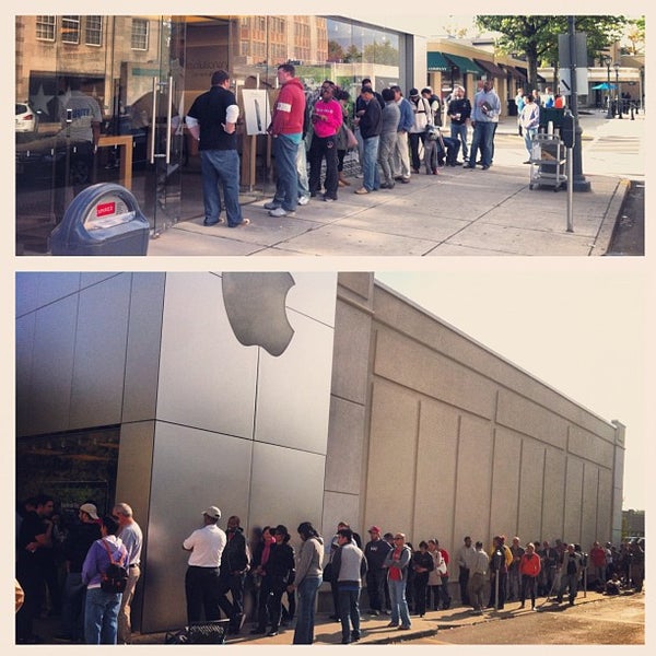 Photos at Apple Suburban Square - 23 tips from 2280 visitors