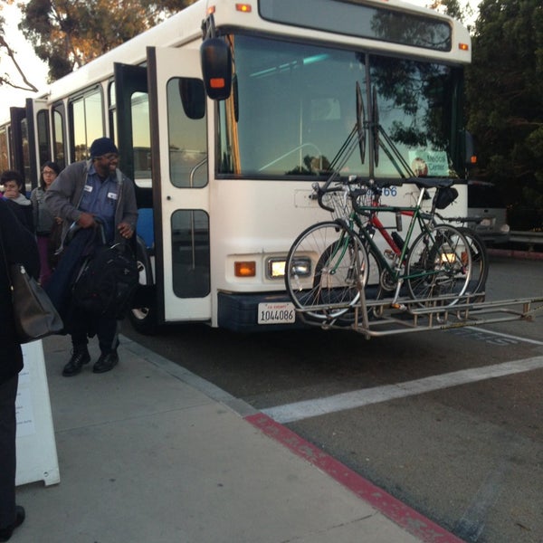 Shuttle stop at UC San Diego Medical Center - Hillcrest - 2 tips from ...