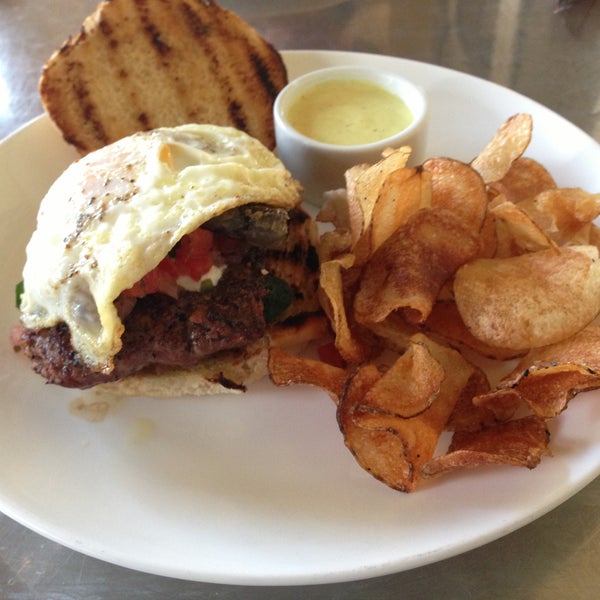 Cafe Dufrain - Harbour Island - 39 tips from 970 visitors