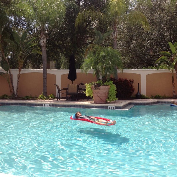 Harbour Place Pool - Swimming Pool in Tampa
