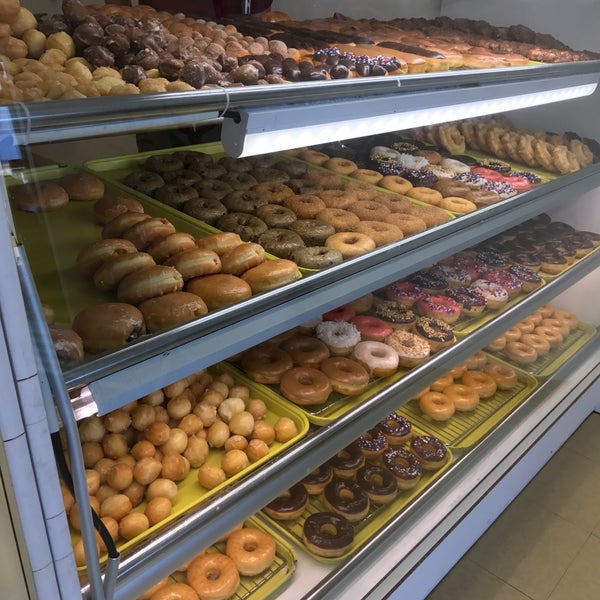 Grand Donuts - Donut Shop