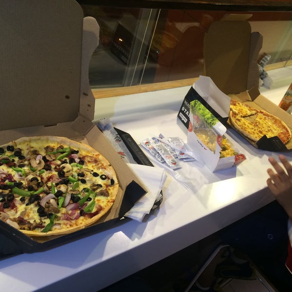 Pizza Hut - Pizzeria in Kuwait City