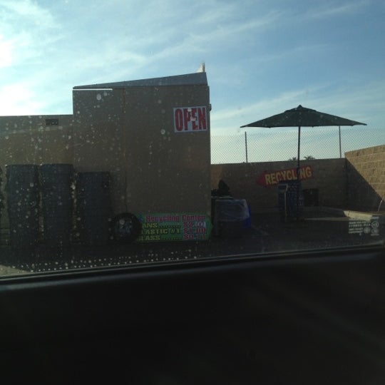 Photos at Ponce recycling - Recycling Facility