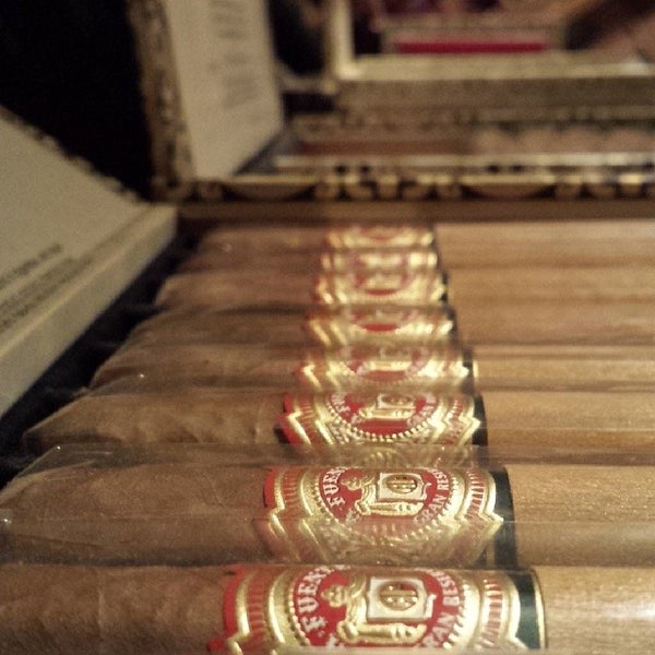 Tobacco Republic - Smoke Shop in Loomis