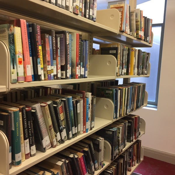 Wilmington Public Library - Downtown Wilmington - 5 tips from 171 visitors