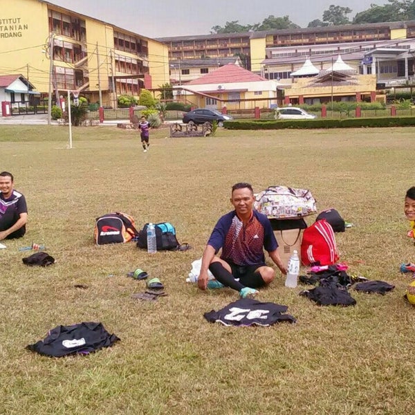 Photos at Padang Ragbi B UPM - UPM