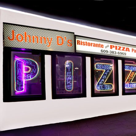 Johnny D's Pizzeria & Restaurant - Pizzeria