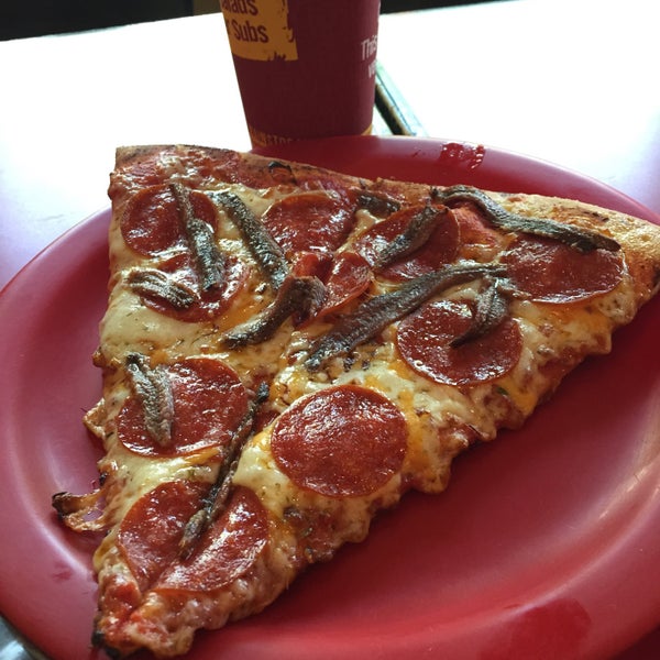 Extreme Pizza - 6 tips from 135 visitors