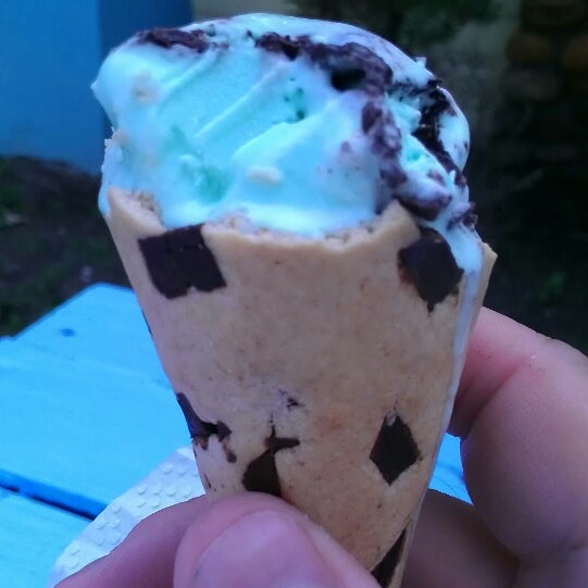 Pip's Ice Cream Parlor - 5 tips from 398 visitors