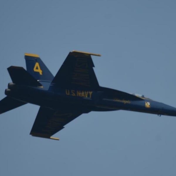 Stanley Sayres Memorial Park - Park in Seward Park