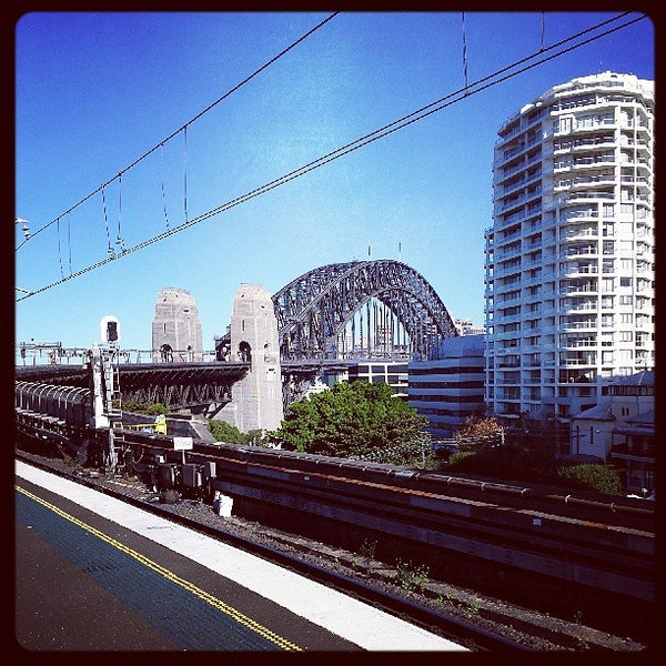 Photos at Milsons Point Station - Milsons Point, NSW