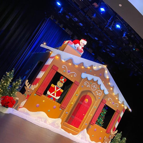 Hoover Public Library - Library in Hoover